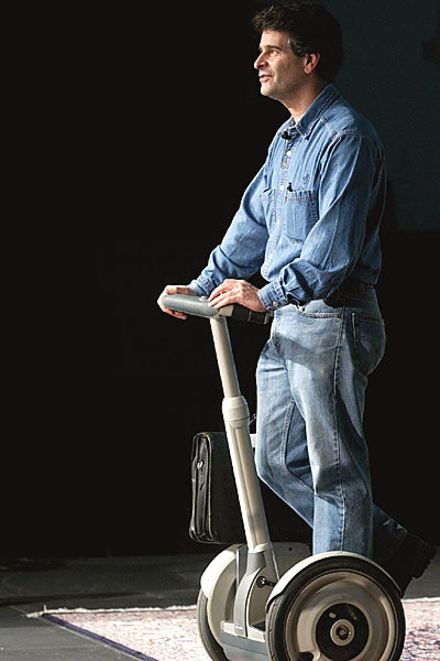 Conheça o verdadeiro Prof. Pardal - UNIVERSO HQ